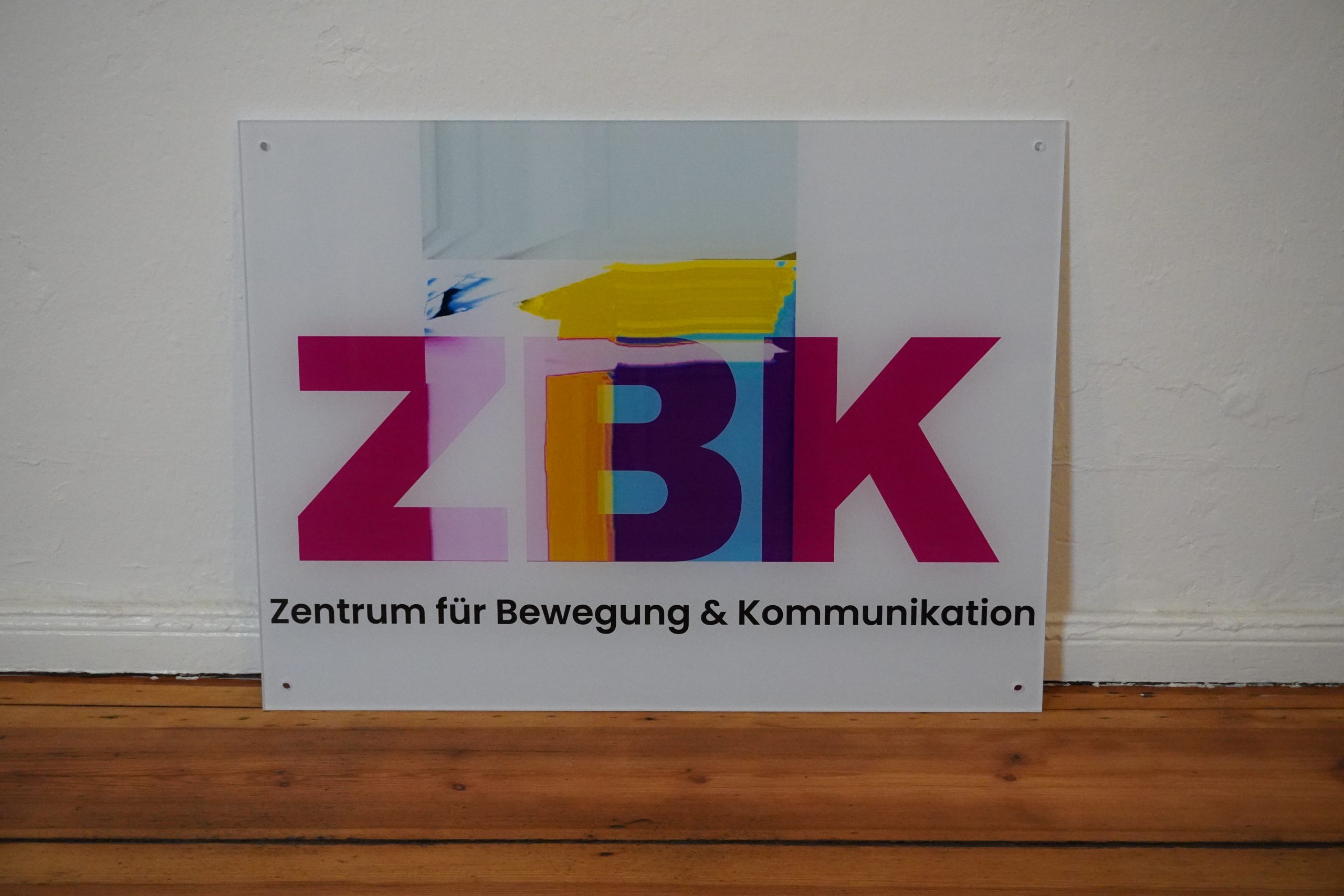 ZBK Gründung Nr. 11 - Außenschild !! - Zentrum für Bewegung & Kommunikation